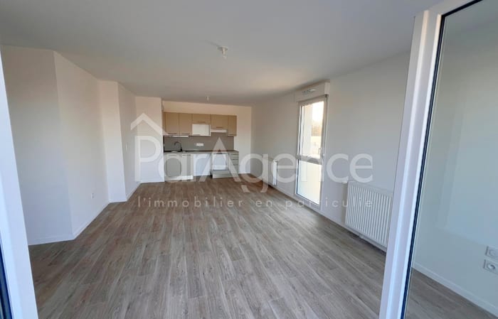 Royan, Marne-Yeuse, Royan - Appartement 4 pièces à louer