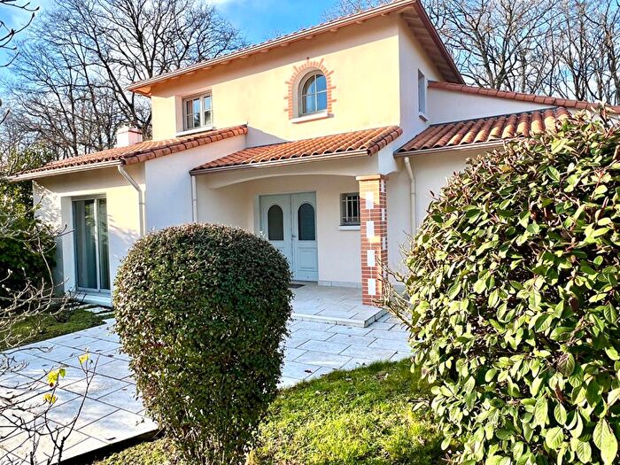 Maison à vendre - Basse-Goulaine - 8 pièces - 4 chambres