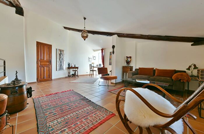 Maison à vendre - Uzès - 5 pièces - 2 chambres