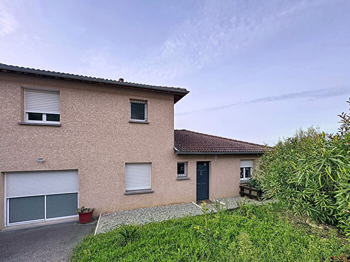 Maison à vendre - Saint-Savin - 6 pièces - 5 chambres