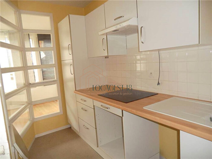 Appartement à louer - Bourges, Centre-ville, Charlet, Lahitolle, Pignoux, Sembat - 2 pièces - 1 chambre