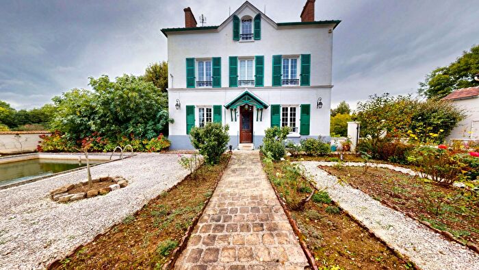 Maison à vendre - Coulommiers, Ville haute - 7 pièces - 4 chambres