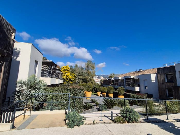 Appartement 4 pièces à louer - Toulon, Le Cap Brun, Le Petit Bois