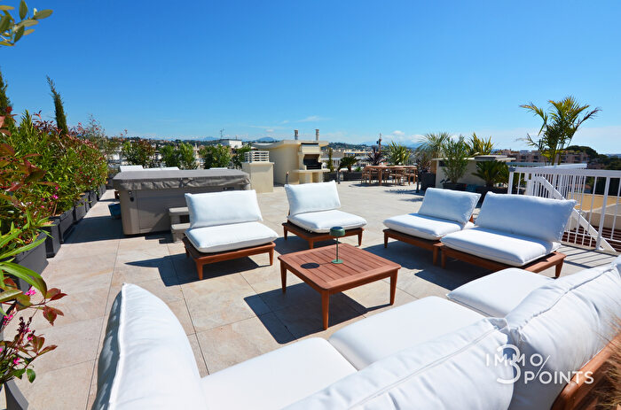 Appartement 4 pièces à vendre - Cagnes-sur-Mer, Saint-Roman, Lautin