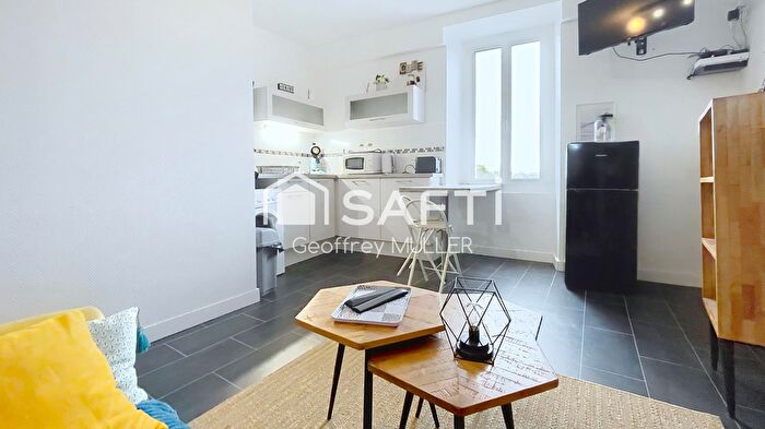 Appartement à vendre - Vannes, Centre-ville, Le Port - 2 pièces - 1 chambre