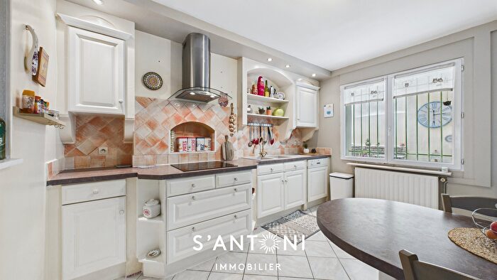 Maison à vendre - Béziers, Centre-ville, Palais des Congrès, Garibaldi, Gambetta - 3 pièces - 2 chambres