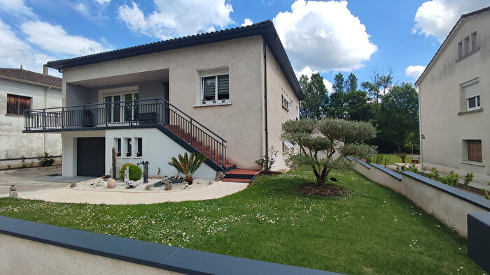 Maison à vendre - Montaigu-de-Quercy - 6 pièces - 4 chambres