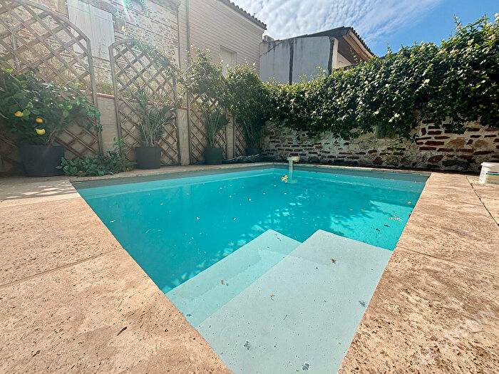 Agen, Gare : Maison 5 pièces à louer