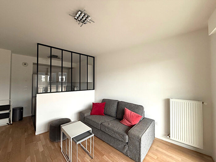 Appartement à louer - Colombes, Centre-ville - 2 pièces - 1 chambre