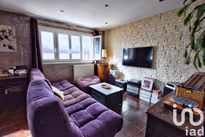 Appartement à vendre - Champcueil - 6 pièces - 3 chambres