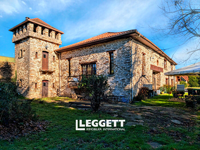 Maison à vendre - Saint-Yrieix-la-Perche - 6 pièces - 3 chambres