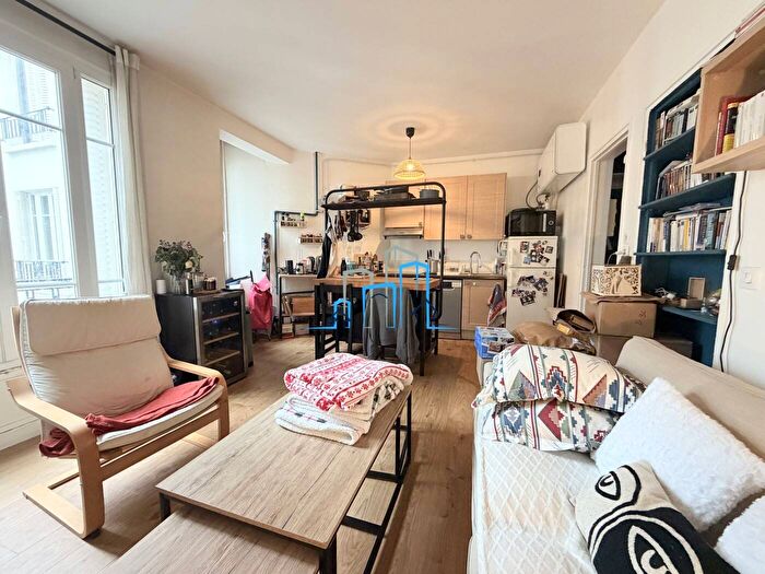 Appartement à louer - Clignancourt-Jules Joffrin, Paris ème arrondissement - 2 pièces - 1 chambre
