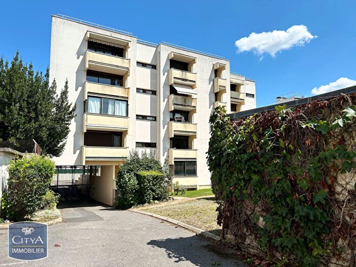 Meaux, Saint-Nicolas, Foch : Appartement 4 pièces à vendre