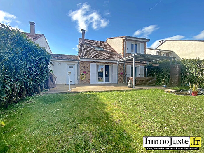 Maison à vendre - Coignières - 5 pièces - 3 chambres