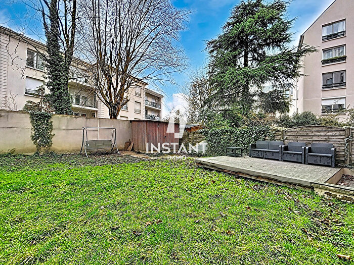 Charenton-le-Pont, Pasteur, Saint-Pierre : Appartement 3 pièces à vendre