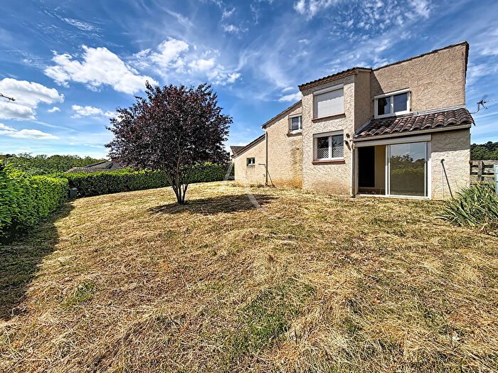 Maison 3 pièces à louer à Puy-l'Évêque