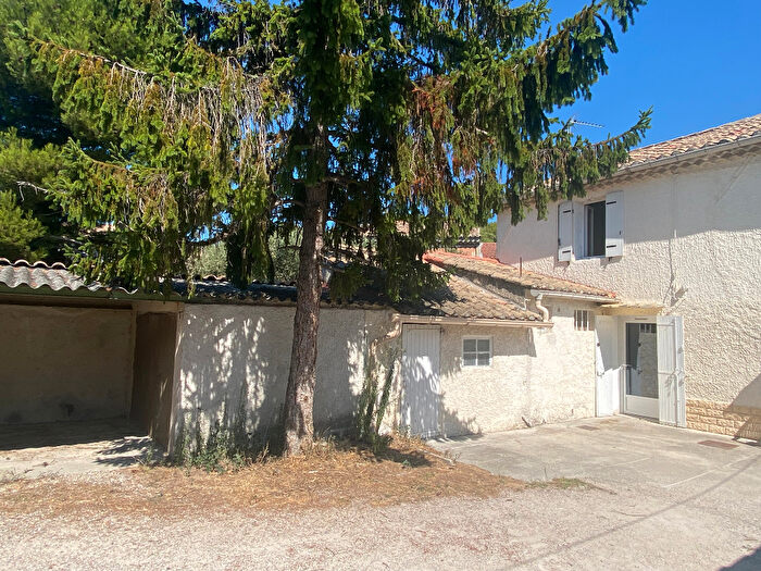 Maison 3 pièces à Vedène, à louer