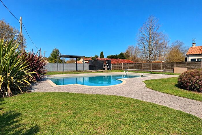 Maison 7 pièces à vendre - Gauriaguet