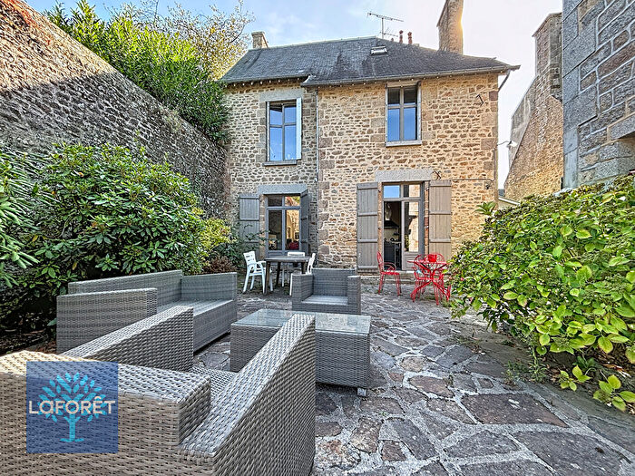 Maison 6 pièces à Louvigné-du-Désert, à vendre