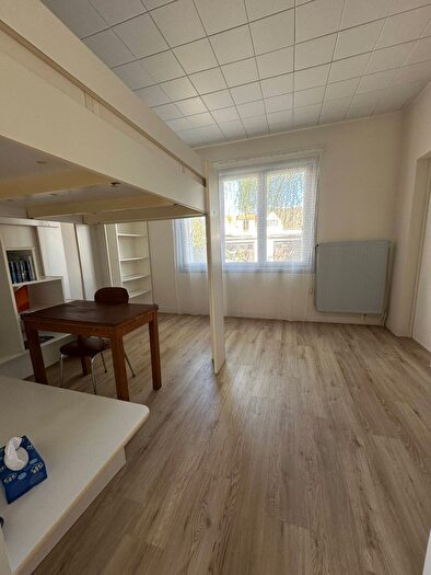 Appartement à louer - Les Clayes-sous-Bois - 1 pièce