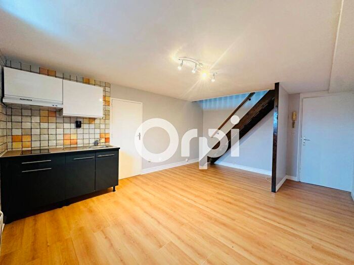 Appartement à louer - Centre, Soissons - 2 pièces - 1 chambre