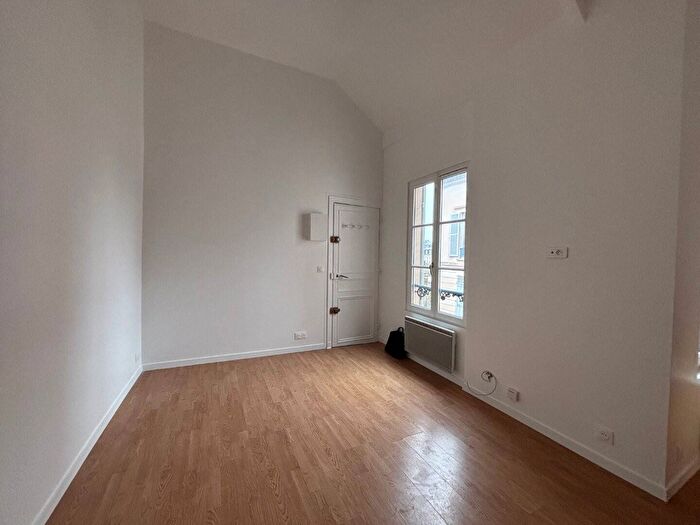 Appartement à louer - Les Parterres, Saint-Germain-en-Laye - 2 pièces - 1 chambre