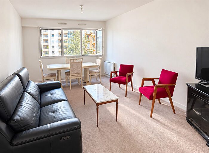 Appartement 2 pièces à vendre à Paris 15ème, Cambronne, Garibaldi