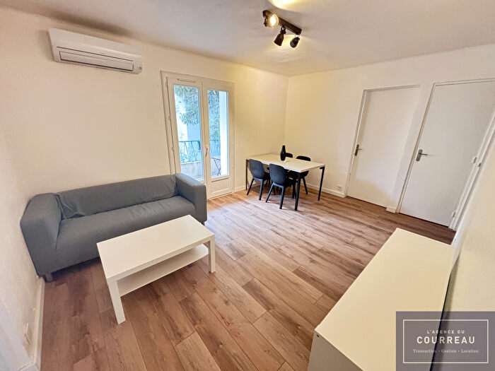 Montpellier, Hôpitaux, Facultés - Appartement 4 pièces à louer