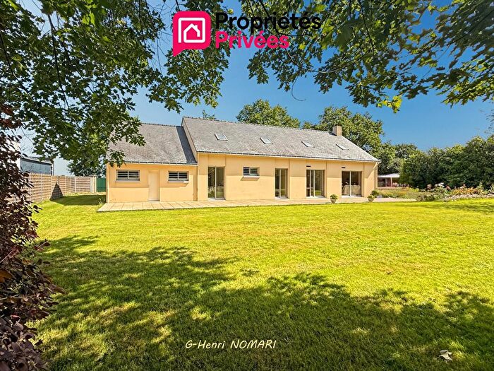 Maison 8 pièces à Châteaubriant, à vendre