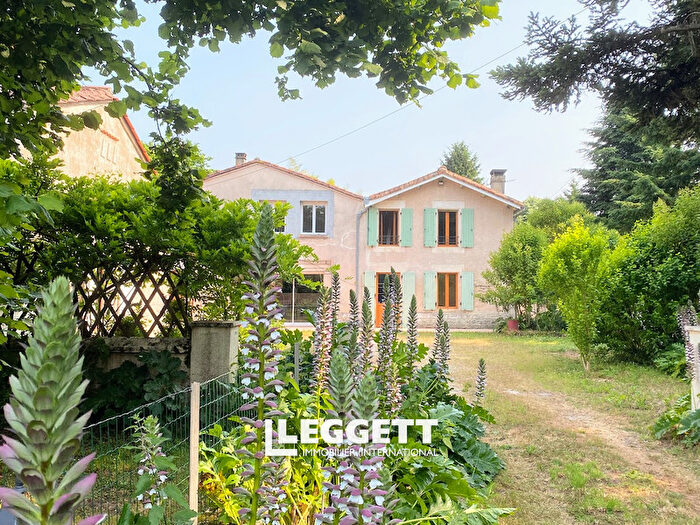 Maison à vendre - Saint-Ciers-sur-Bonnieure - 6 pièces - 4 chambres