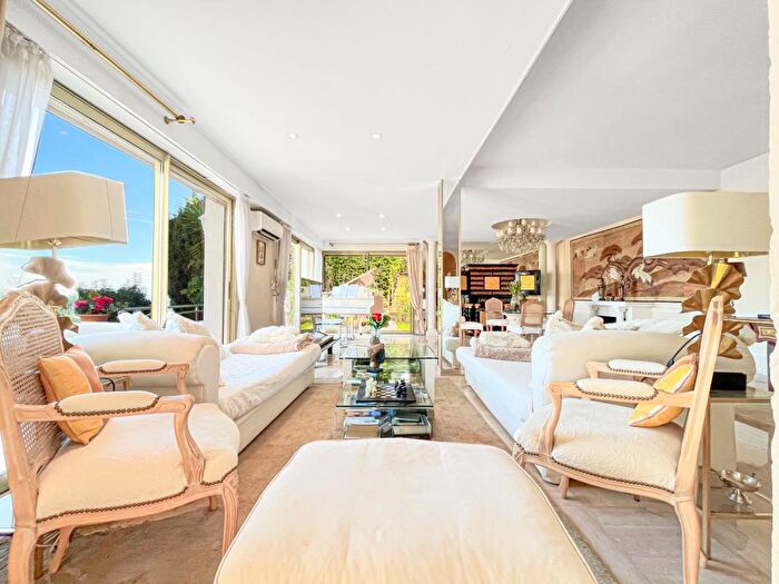 Maison à vendre - Villefranche-sur-Mer - 6 pièces - 4 chambres