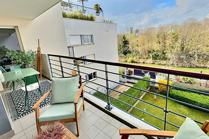 Appartement 4 pièces à Issy-les-Moulineaux, Les Iles, La Ferme, à vendre