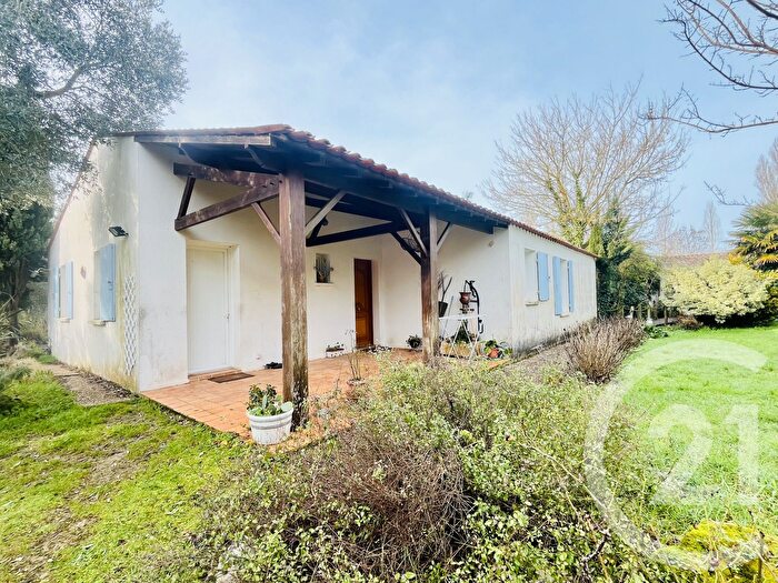 Maison à vendre - Saint-Laurent-de-la-Prée - 5 pièces - 3 chambres