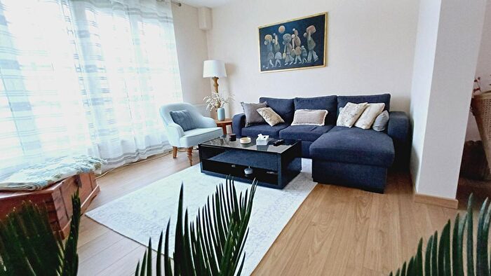 Maison à vendre - Noyon, Ceinture centre-ville, Beauséjour - 7 pièces - 5 chambres