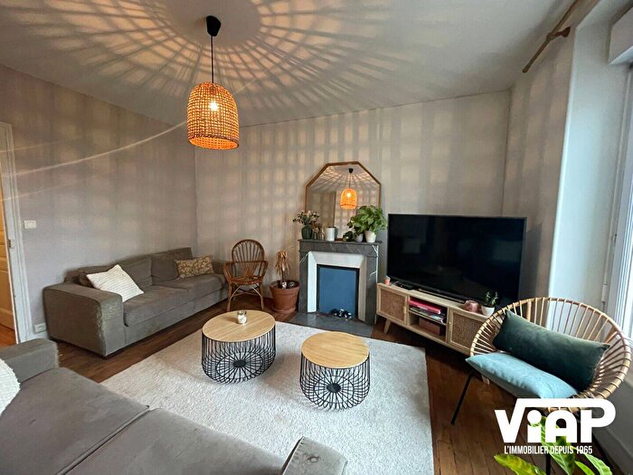 Bénédictins-Montplaisir, Limoges : Appartement 4 pièces à louer