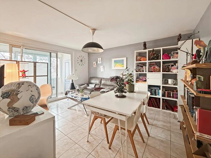 Appartement à vendre - Avignon, Rotondes - 3 pièces - 2 chambres