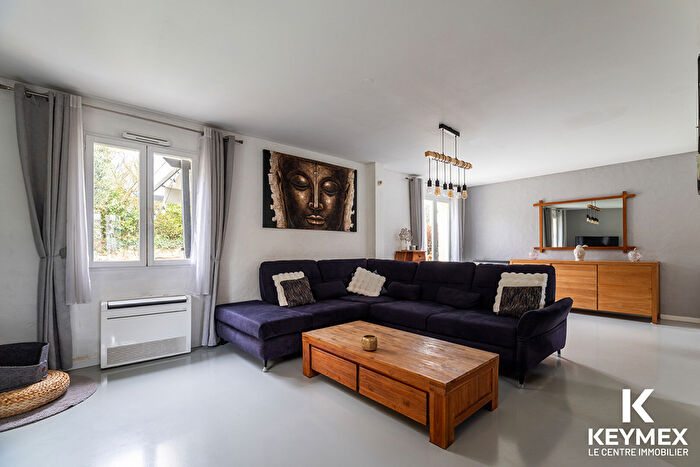 Maison à vendre - Viarmes - 6 pièces - 3 chambres