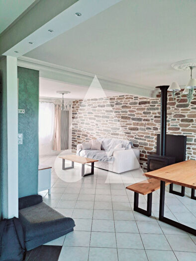 Maison à vendre - Brain-sur-Longuenée - 7 pièces - 5 chambres