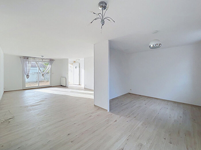 Maison 6 pièces à louer à L'Houmeau