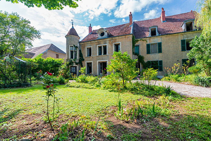 Maison à vendre - Dole, Mesnils, Pasteur - 11 pièces - 8 chambres
