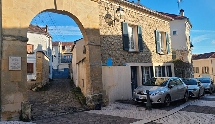 Appartement à louer - Carrières-sur-Seine, Centre historique - 2 pièces - 1 chambre