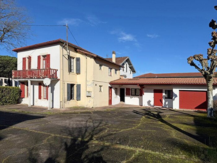 Maison à vendre - Capbreton - 14 pièces - 12 chambres