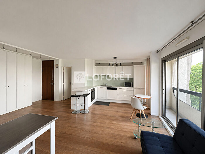 Appartement 2 pièces à louer - Courbevoie, Gambetta, La Défense
