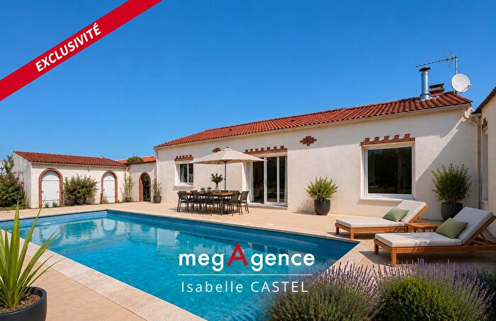 Maison 8 pièces à Château-d'Olonne, Le Petit Paris, Le Village du Bois de Saint-Jean, à vendre
