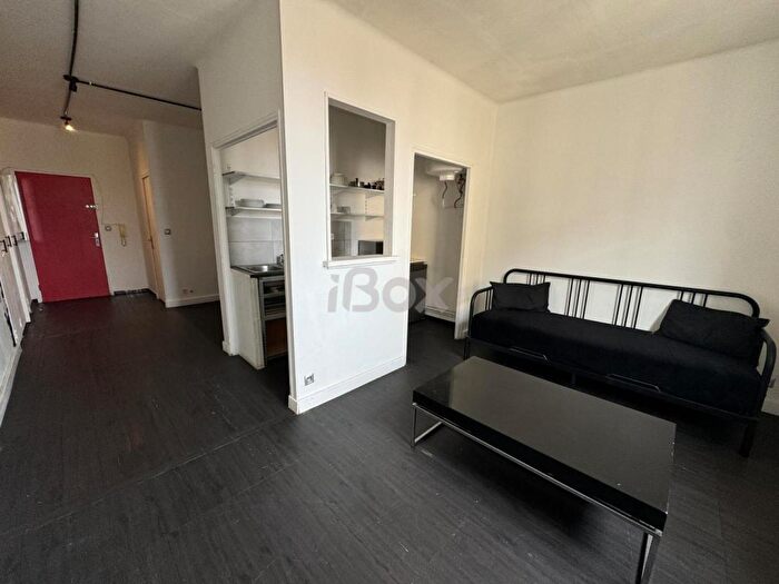 Appartement 1 pièce à Toulon, Centre-ville, à louer