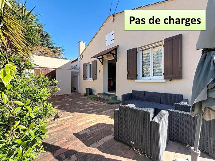 Appartement à vendre - Saint-Raphaël, Les Arênes - 3 pièces - 2 chambres