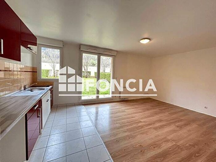 Appartement à louer - Plateau, Laon - 1 pièce