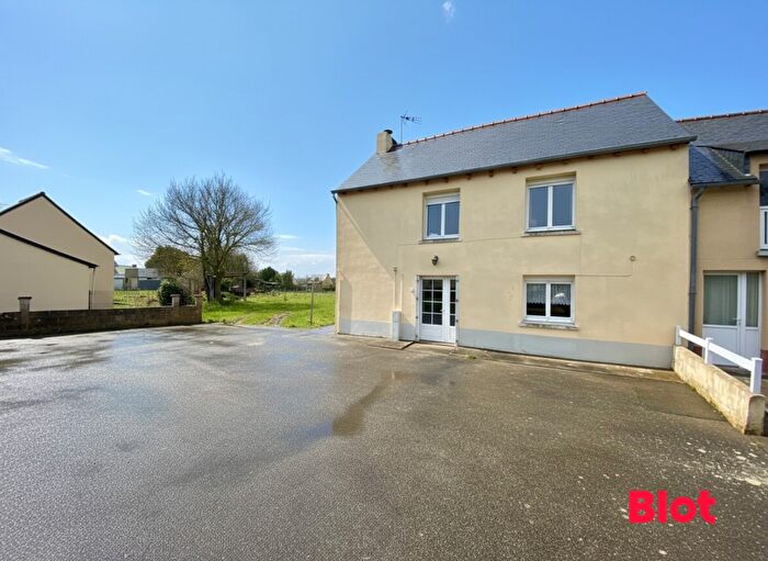 Maison à vendre - Trémorel - 4 pièces - 3 chambres