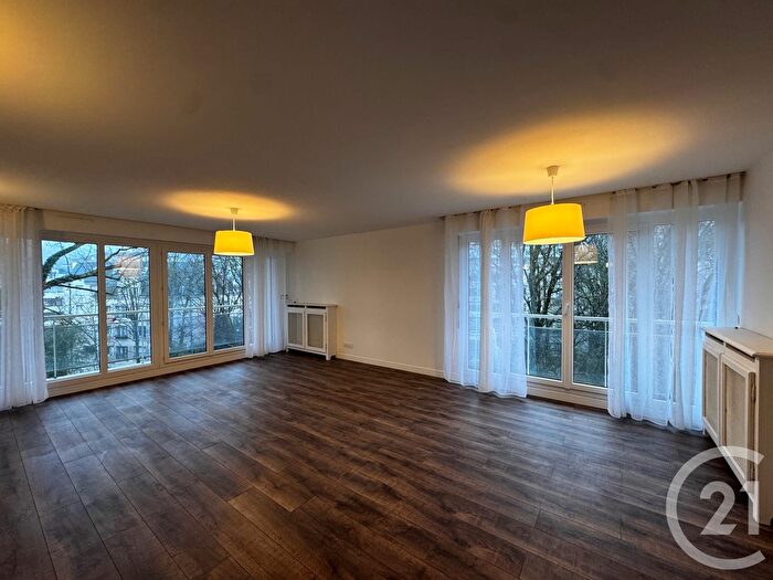 Appartement à louer - Saint-Maurice, Ecluse - 4 pièces - 3 chambres