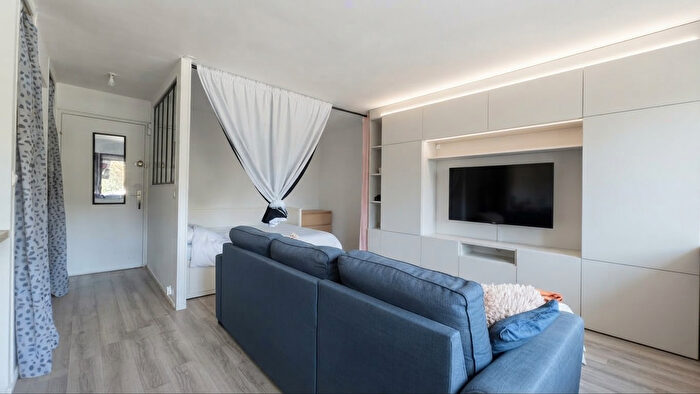 Appartement 1 pièce à vendre à Évry, Champs Elysées